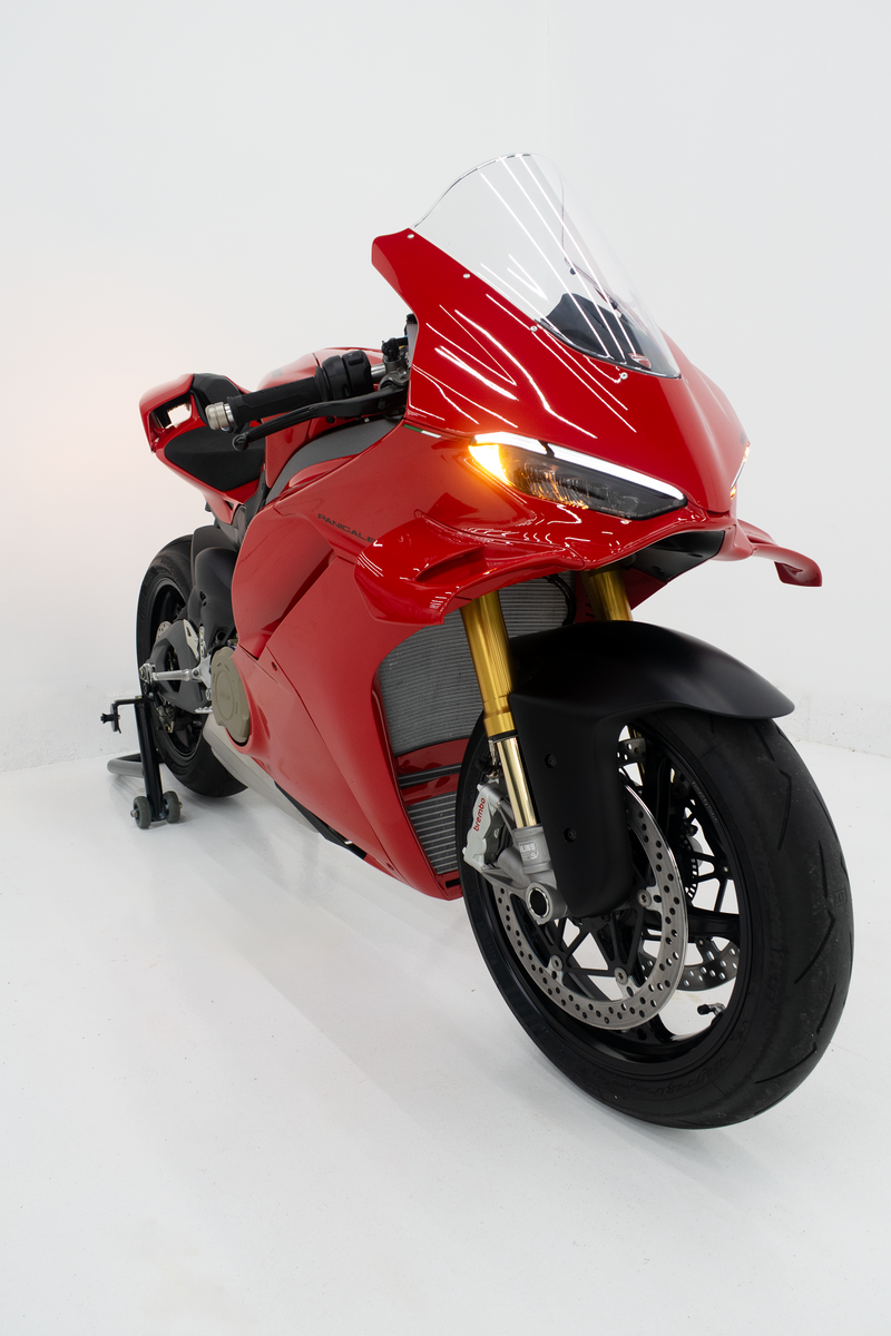 2025+ V4 Panigale Front Turn Signals (North American ONLY) – FuturisMoto